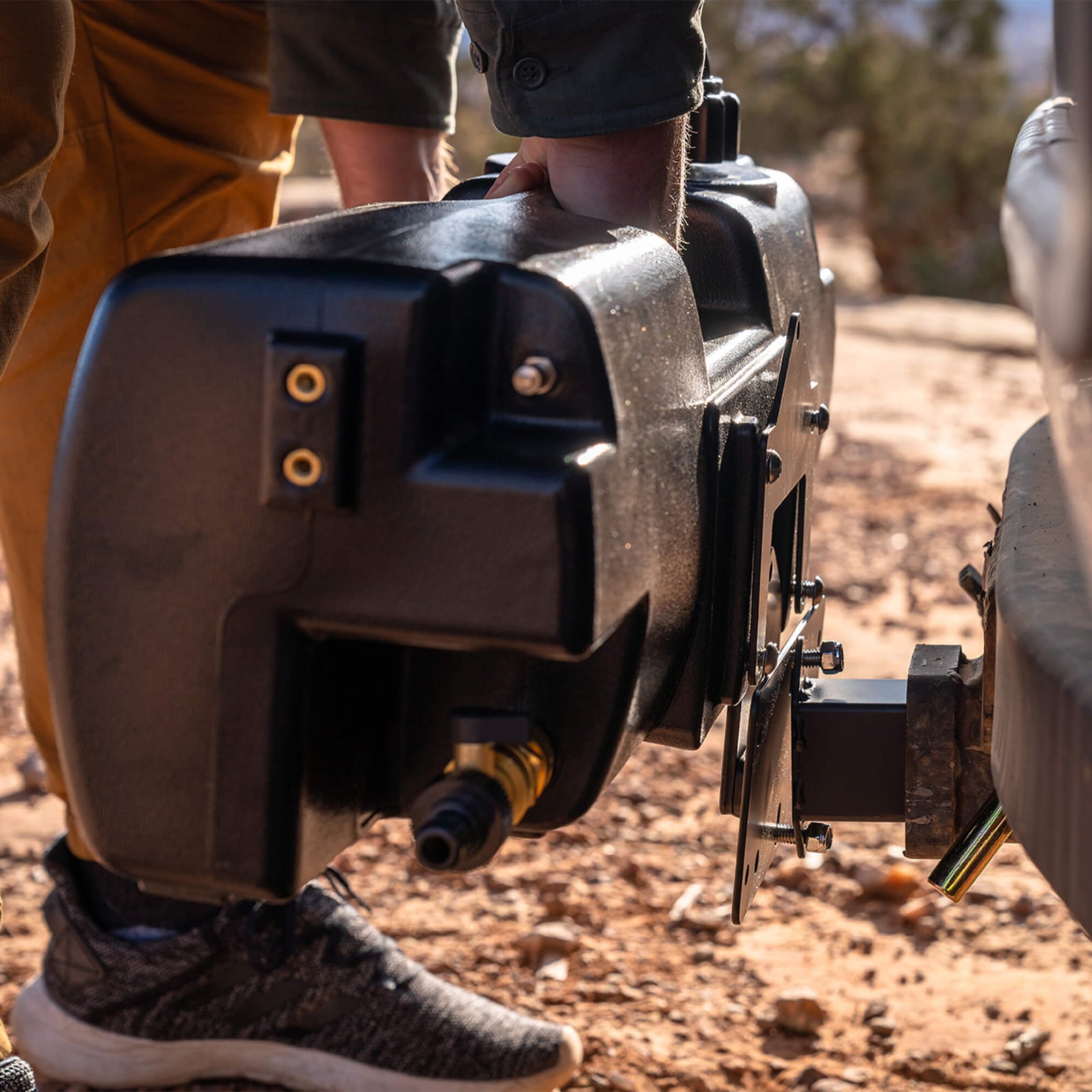 Tank Mounts & Brackets | WaterPORT